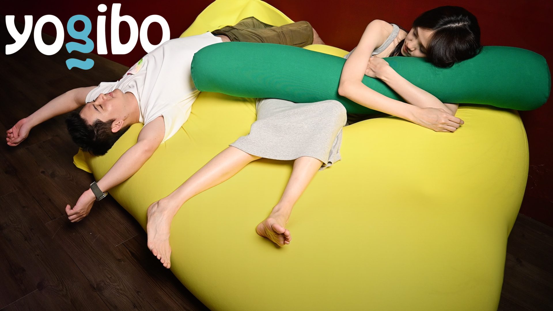 Yogibo Max & Double 開箱！終極懶骨頭沙發推薦，可單人、可雙人，可躺可臥還可以正襟危坐 | Anson Chen 安森